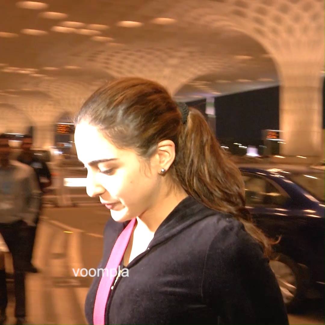 Saif's daughter Sara, Spotted !!! - Friday Rumors